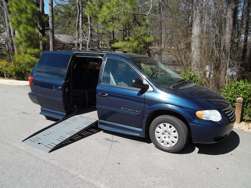 Van Pictures 003 - Stalls Medical / Adaptive Vans, Inc.